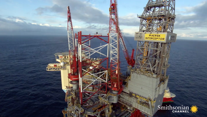 How a Deep-Sea Offshore Drilling Rig Works | Smithsonian